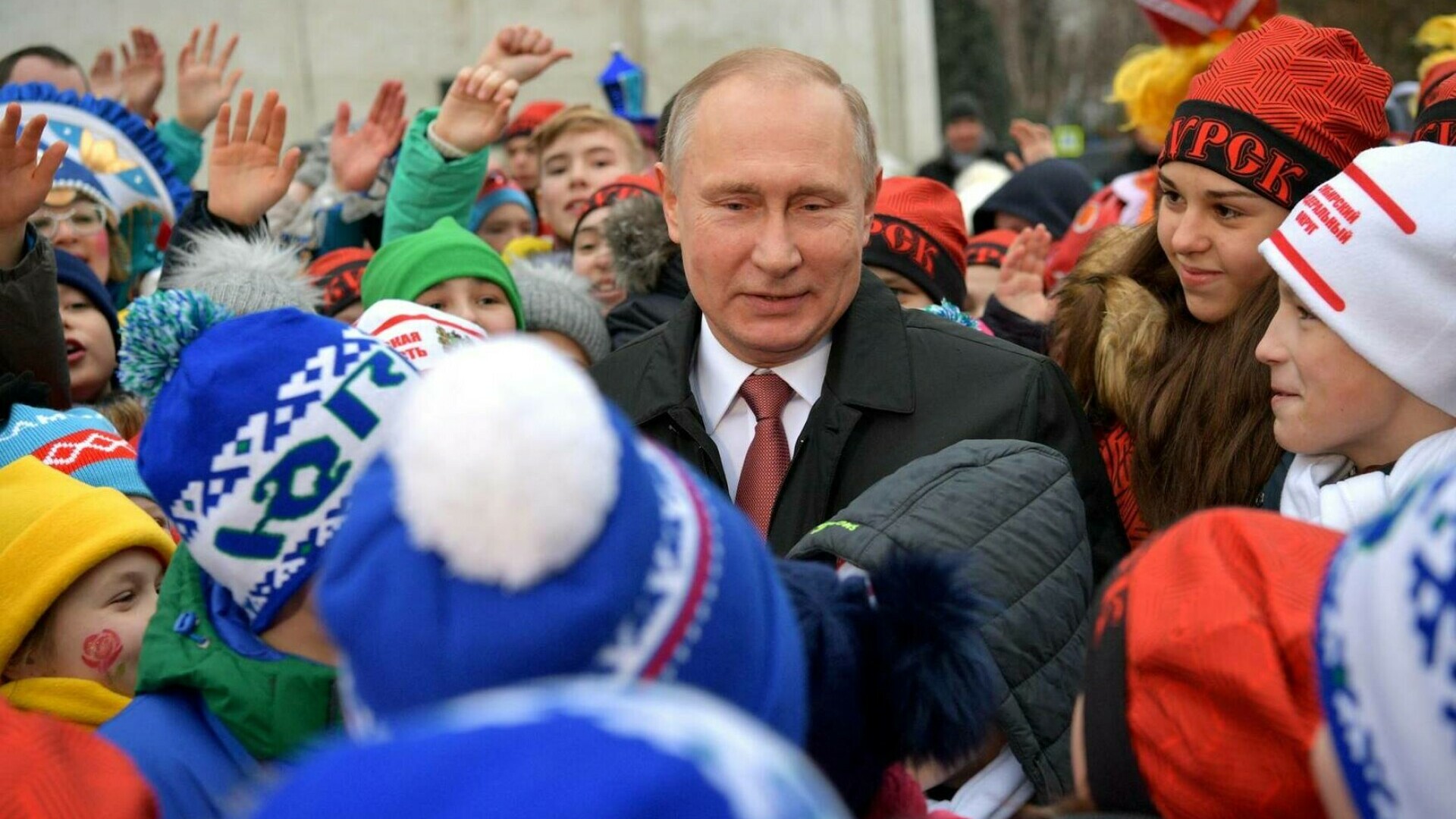 Luxul în care trăiesc fiii secreți ai lui Putin. Se joacă doar cu ...